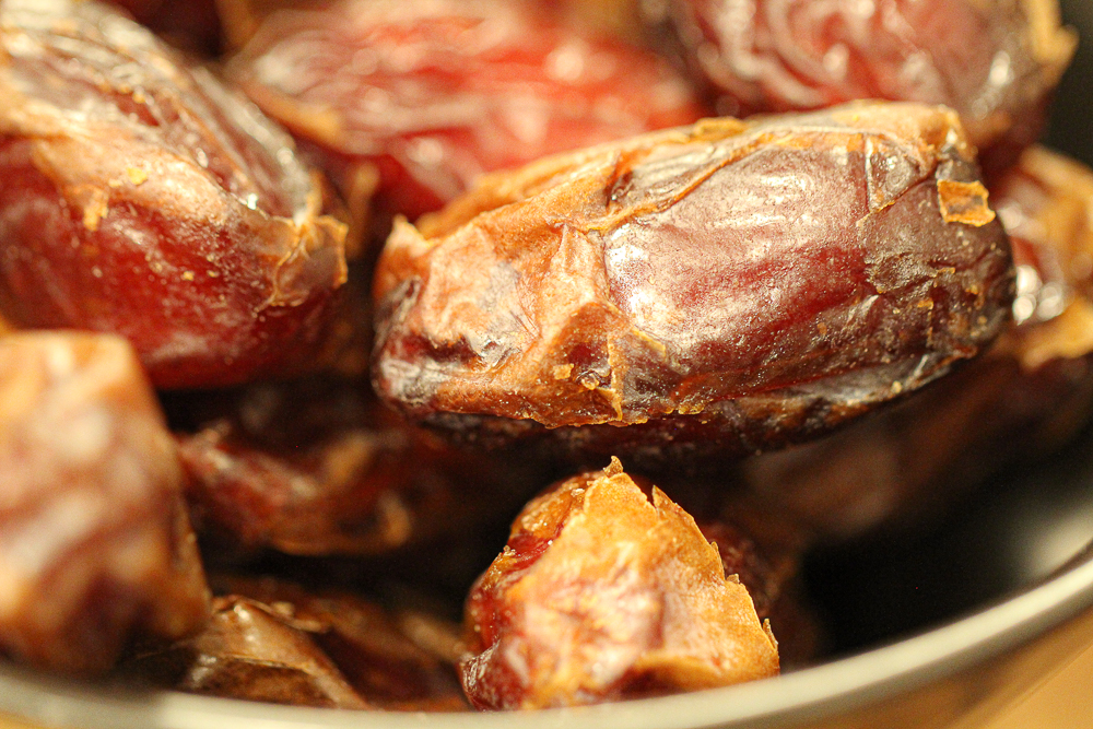 Try DATES instead of Honey (Whole30) - Sizzle Kidz