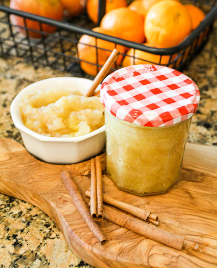 Easy Homemade Applesauce - Sizzle Kidz